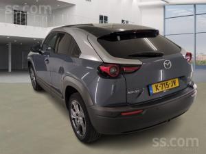 Grey Mazda MX 2020 in Riga, with an engine capacity of 0.00 L and mileage of 67 thousand km for 15990 €, photo 5 on AUTOMOTO.COM.LV