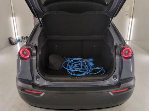 Grey Mazda MX 2020 in Riga, with an engine capacity of 0.00 L and mileage of 67 thousand km for 15990 €, photo 18 on AUTOMOTO.COM.LV