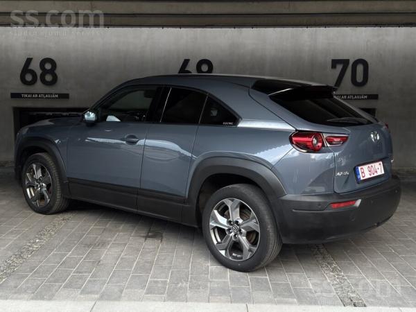 Mazda MX 2020 Rīga vietnē Pelēks Mazda MX 2020 Rīga, ar dzinēja tilpumu 0.00 L un nobraukumu 80 tūkst. km par 15990 €, foto 5 vietnē AUTOMOTO.COM.LV