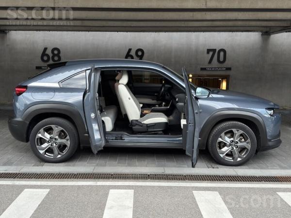Mazda MX 2020 Rīga vietnē Pelēks Mazda MX 2020 Rīga, ar dzinēja tilpumu 0.00 L un nobraukumu 80 tūkst. km par 15990 €, foto 10 vietnē AUTOMOTO.COM.LV
