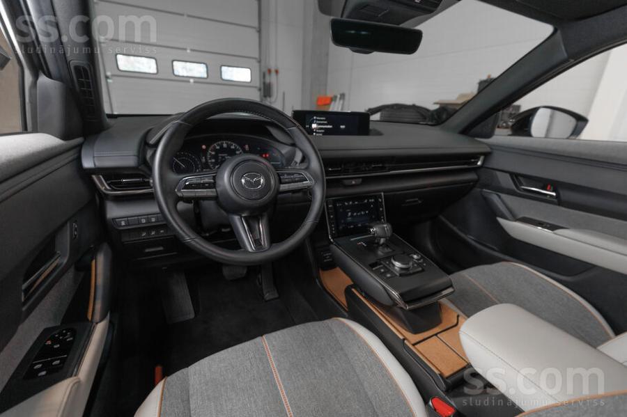 Pelēks Mazda MX 2021 Rīga, ar dzinēja tilpumu 0.00 L un nobraukumu 88 tūkst. km par 16390 €, foto 13 vietnē AUTOMOTO.COM.LV