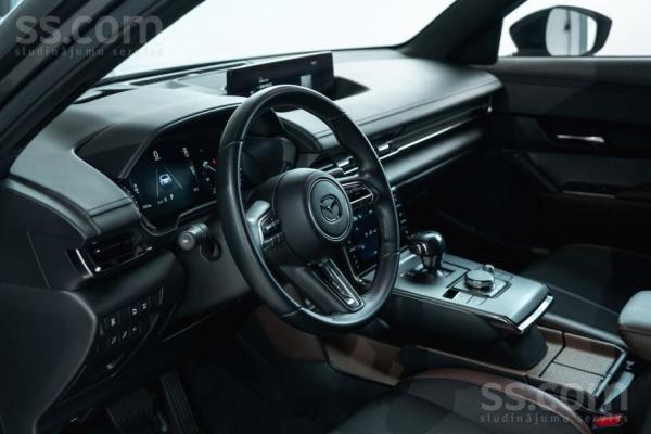 Pelēks Mazda MX 2020 Rīga, ar dzinēja tilpumu 0.00 L un nobraukumu 60 tūkst. km par 14900 €, foto 5 vietnē AUTOMOTO.COM.LV