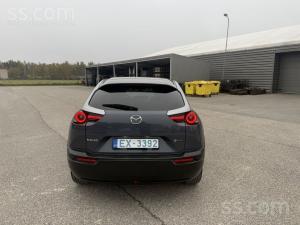 Серый Мазда MX 2021 в Рига, объемом двигателя 0.00 л и пробегом 98 тыс. км за 13900 €, фото 4 на AUTOMOTO.COM.LV
