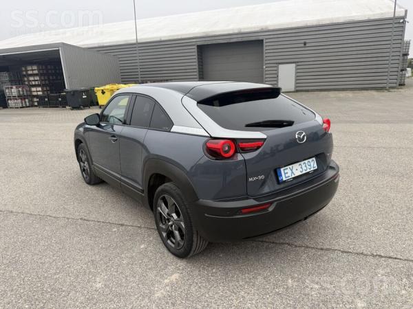 Pelēks Mazda MX 2021 Rīga, ar dzinēja tilpumu 0.00 L un nobraukumu 98 tūkst. km par 13900 €, foto 5 vietnē AUTOMOTO.COM.LV
