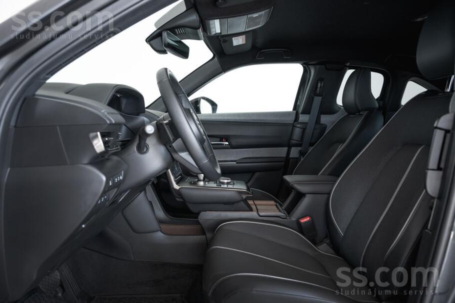 Pelēks Mazda MX 2025 Rīga, ar dzinēja tilpumu 1.60 L un nobraukumu 8 tūkst. km par 22990 €, foto 13 vietnē AUTOMOTO.COM.LV