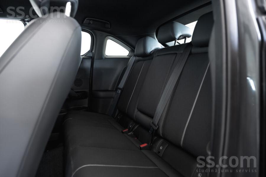 Pelēks Mazda MX 2025 Rīga, ar dzinēja tilpumu 1.60 L un nobraukumu 8 tūkst. km par 22990 €, foto 16 vietnē AUTOMOTO.COM.LV