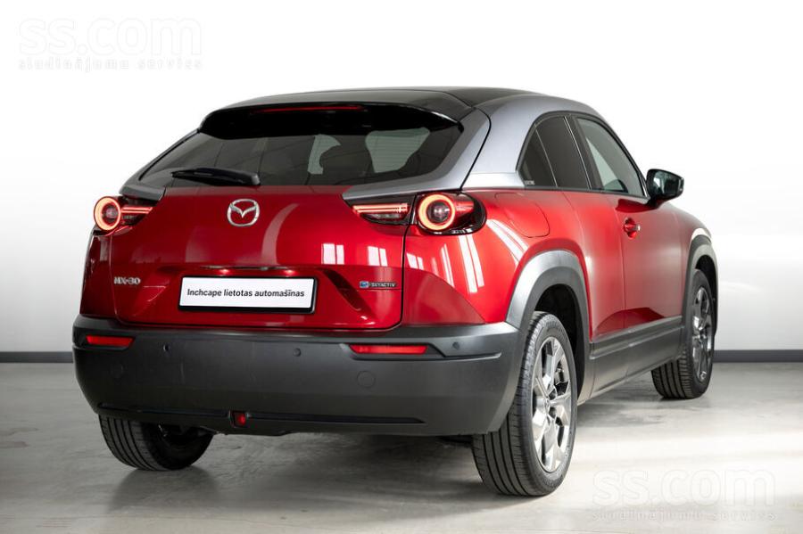 Sarkans Mazda MX 2021 Rīga, ar dzinēja tilpumu 0.00 L un nobraukumu 83 tūkst. km par 13490 €, foto 5 vietnē AUTOMOTO.COM.LV