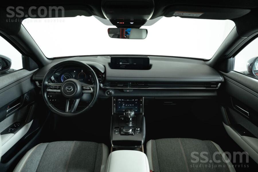 Sarkans Mazda MX 2021 Rīga, ar dzinēja tilpumu 0.00 L un nobraukumu 83 tūkst. km par 13490 €, foto 8 vietnē AUTOMOTO.COM.LV