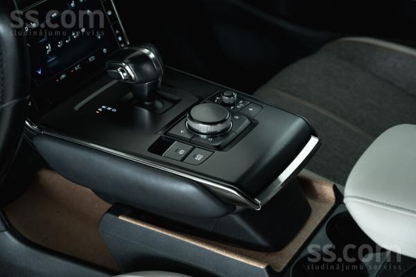Sarkans Mazda MX 2021 Rīga, ar dzinēja tilpumu 0.00 L un nobraukumu 83 tūkst. km par 13490 €, foto 10 vietnē AUTOMOTO.COM.LV