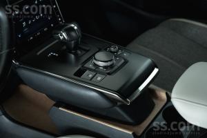 Sarkans Mazda MX 2021 Rīga, ar dzinēja tilpumu 0.00 L un nobraukumu 83 tūkst. km par 13490 €, foto 11 vietnē AUTOMOTO.COM.LV