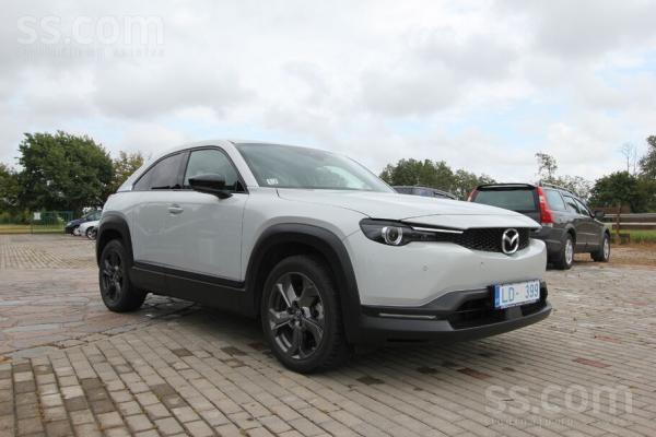 Balts Mazda MX 2020 Liepāja, ar dzinēja tilpumu 0.00 L un nobraukumu 52 tūkst. km par 15000 €, foto 3 vietnē AUTOMOTO.COM.LV