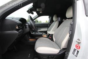 White Mazda MX 2020 in Liepaja, with an engine capacity of 0.00 L and mileage of 52 thousand km for 15000 €, photo 9 on AUTOMOTO.COM.LV