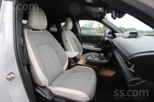 White Mazda MX 2020 in Liepaja, with an engine capacity of 0.00 L and mileage of 52 thousand km for 15000 €, photo 13 on AUTOMOTO.COM.LV