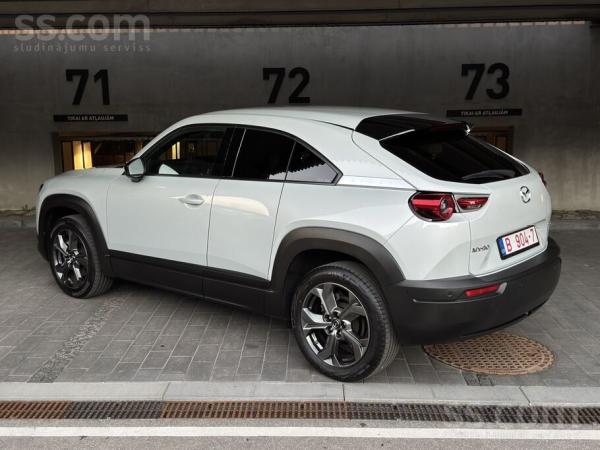 Balts Mazda MX 2020 Rīga, ar dzinēja tilpumu 0.00 L un nobraukumu 91 tūkst. km par 15990 €, foto 5 vietnē AUTOMOTO.COM.LV