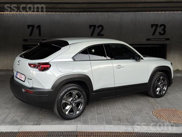 Balts Mazda MX 2020 Rīga, ar dzinēja tilpumu 0.00 L un nobraukumu 91 tūkst. km par 15990 €, foto 7 vietnē AUTOMOTO.COM.LV