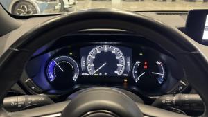 White Mazda MX 2022 in Riga, with an engine capacity of 0.00 L and mileage of 47 thousand km for 16500 €, photo 16 on AUTOMOTO.COM.LV