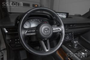White Mazda MX 2023 in Riga, with an engine capacity of 0.00 L and mileage of 34 thousand km for 16690 €, photo 14 on AUTOMOTO.COM.LV