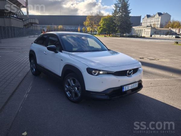 Mazda MX 2022 Rīga vietnē Balts Mazda MX 2022 Rīga, ar dzinēja tilpumu 0.00 L un nobraukumu 65 tūkst. km par 16150 €, foto 3 vietnē AUTOMOTO.COM.LV
