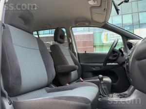 Zaļš Mazda Premacy 2002 Rīga, ar dzinēja tilpumu 1.80 L un nobraukumu 0 tūkst. km par 2300 €, foto 8 vietnē AUTOMOTO.COM.LV