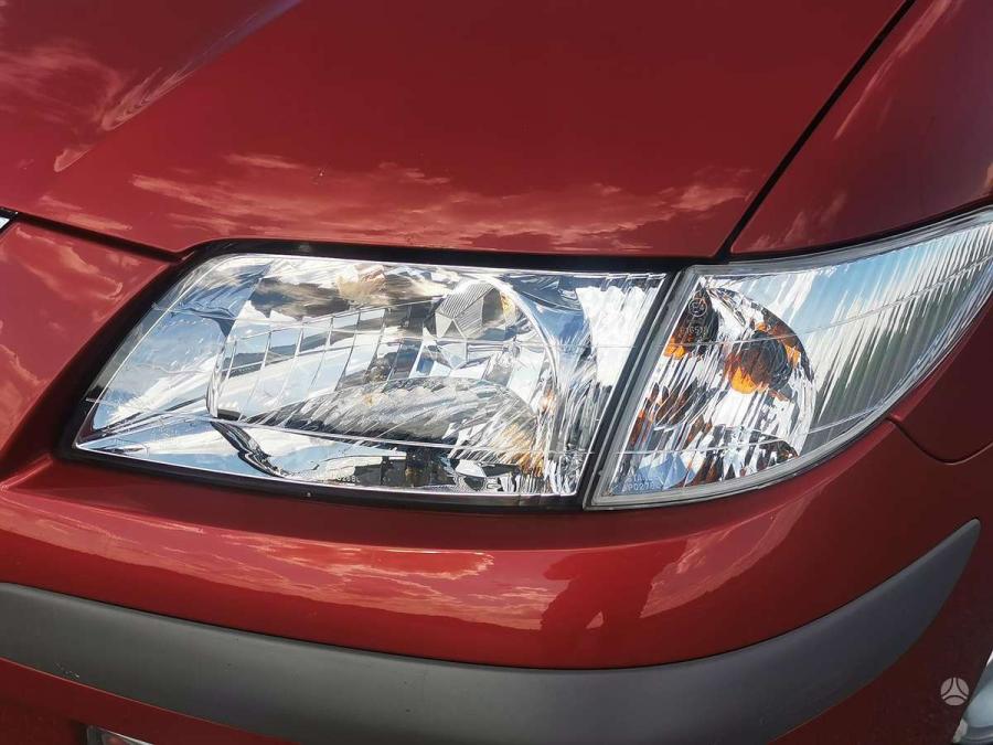 Sarkans Mazda Premacy 2001 Viļņa, ar dzinēja tilpumu 1.80 L un nobraukumu 14 tūkst. km par 1950 €, foto 20 vietnē AUTOMOTO.COM.LV