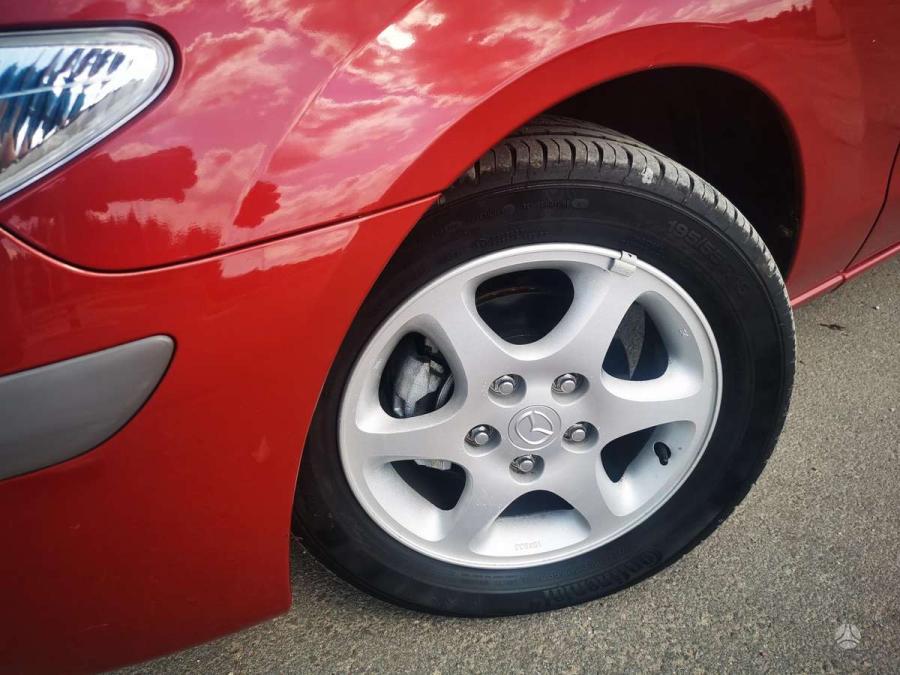 Red Mazda Premacy 2001 in Vilnius, with an engine capacity of 1.80 L and mileage of 137 thousand km for 1880 €, photo 28 on AUTOMOTO.COM.LV