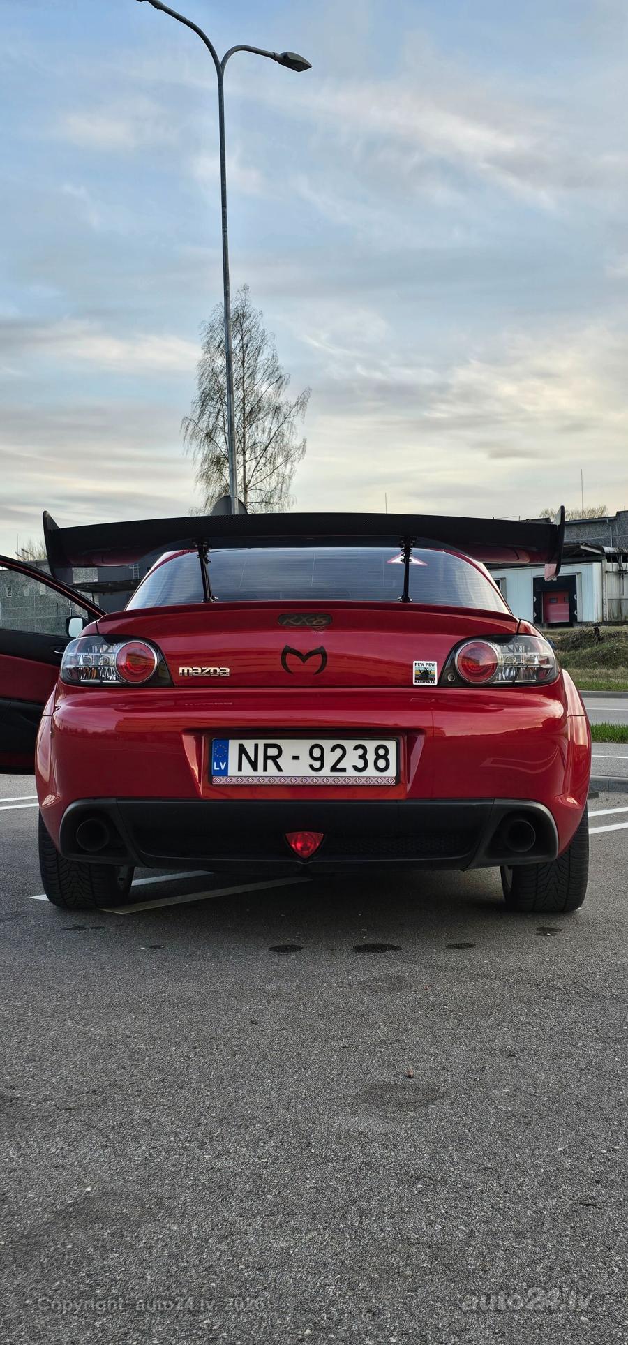 Mazda RX-8 2004 in Valmiera, with an engine capacity of 1.30 L and mileage of 126 thousand km for 6500 €, photo 13 on AUTOMOTO.COM.LV
