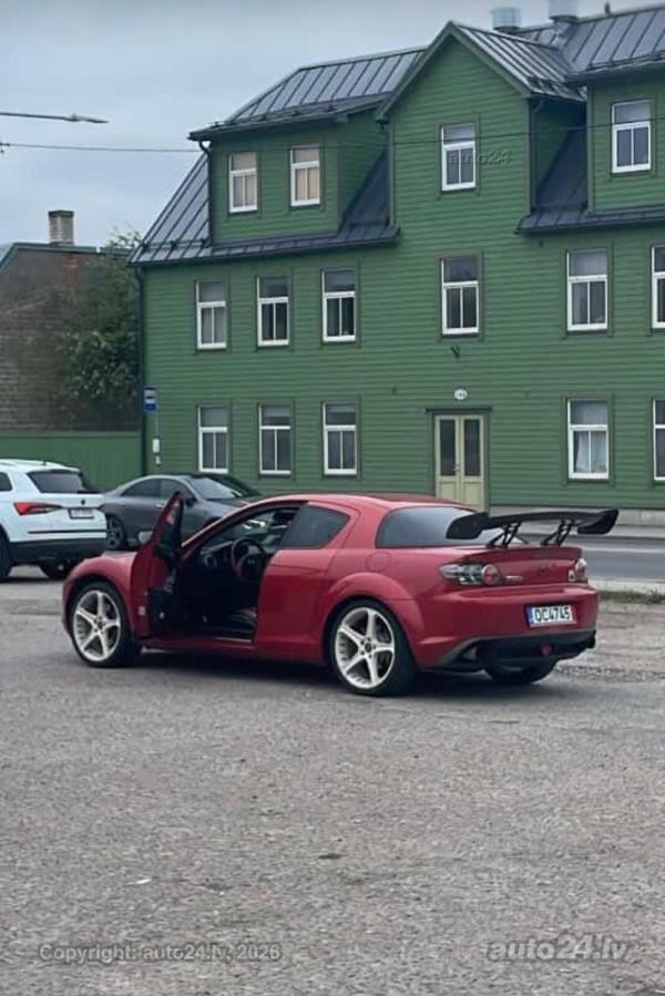 Mazda RX-8 2004 Tallina, ar dzinēja tilpumu 1.30 L un nobraukumu 127 tūkst. km par 9000 €, foto 3 vietnē AUTOMOTO.COM.LV