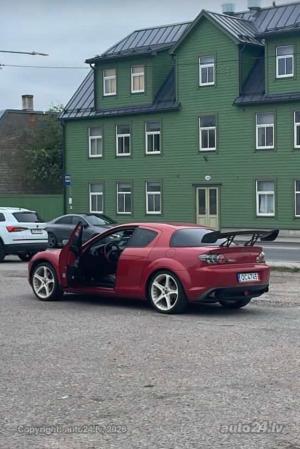 Mazda RX-8 2004 Tallina, ar dzinēja tilpumu 1.30 L un nobraukumu 127 tūkst. km par 9000 €, foto 4 vietnē AUTOMOTO.COM.LV