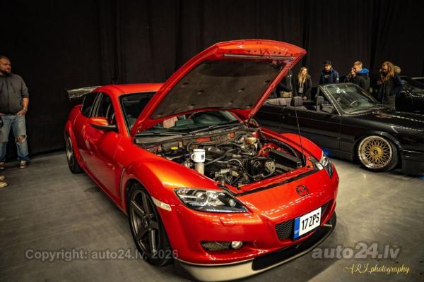 Mazda RX-8 2003 Tallina, ar dzinēja tilpumu 2.50 L un nobraukumu 0 tūkst. km par 25000 €, foto 1 vietnē AUTOMOTO.COM.LV