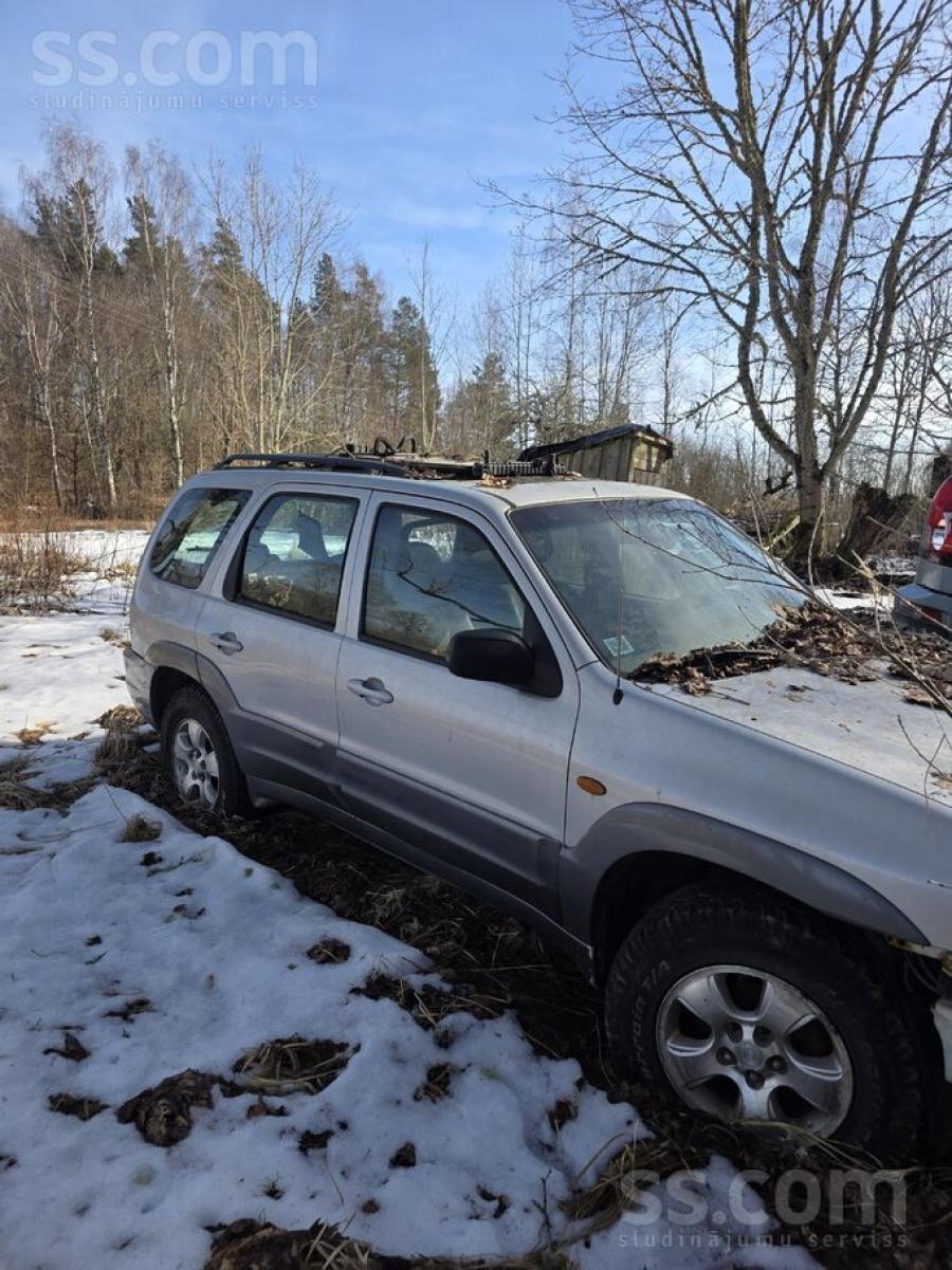 Zils Mazda Tribute 2004 Valmiera, ar dzinēja tilpumu 3.00 L un nobraukumu 280 tūkst. km par 1700 €, foto 5 vietnē AUTOMOTO.COM.LV
