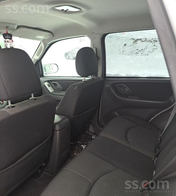 Mazda Tribute 2004 in Balvi, with an engine capacity of 2.30 L and mileage of 182 thousand km for 2750 €, photo 8 on AUTOMOTO.COM.LV