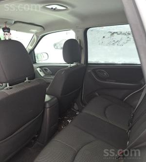Mazda Tribute 2004 in Balvi, with an engine capacity of 2.30 L and mileage of 182 thousand km for 2750 €, photo 9 on AUTOMOTO.COM.LV