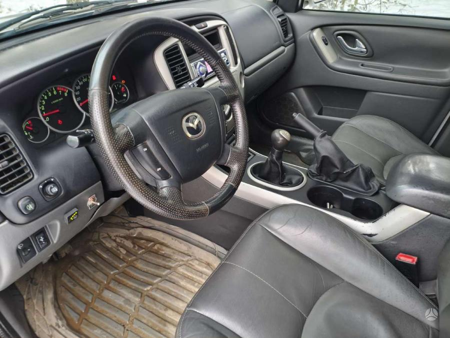 Grey Mazda Tribute 2006 in Vilnius, with an engine capacity of 2.30 L and mileage of 201 thousand km for 2750 €, photo 12 on AUTOMOTO.COM.LV
