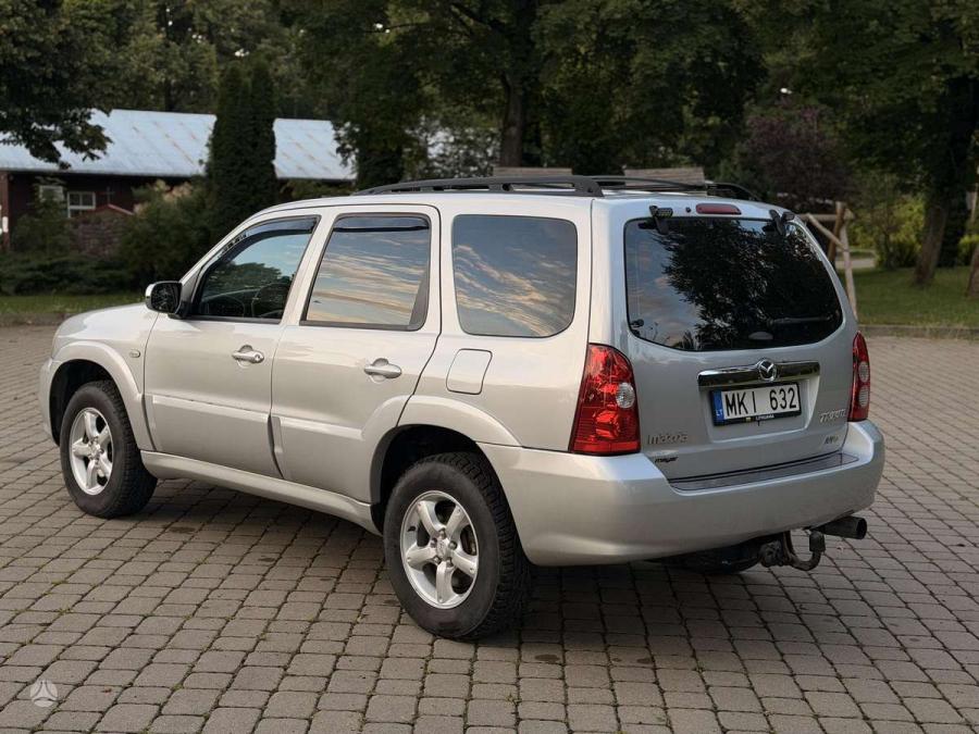 Grey Mazda Tribute 2006 in Vilnius, with an engine capacity of 2.30 L and mileage of 141 thousand km for 2650 €, photo 4 on AUTOMOTO.COM.LV