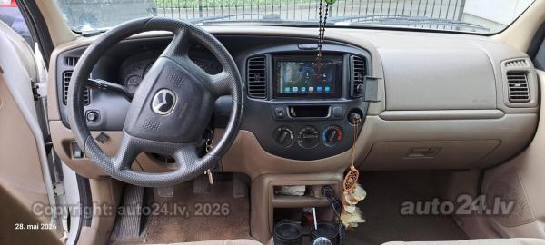 Balts Mazda Tribute 2000 Tallina, ar dzinēja tilpumu 2.00 L un nobraukumu 0 tūkst. km par 600 €, foto 5 vietnē AUTOMOTO.COM.LV
