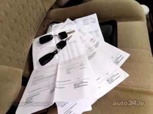 Белый Мазда Трибьют 2000 в Тарту, объемом двигателя 2.00 л и пробегом 190 тыс. км за 1290 €, фото 10 на AUTOMOTO.COM.LV