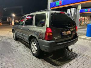 Желтый Мазда Трибьют 2002 в Вильнюс, объемом двигателя 1.99 л и пробегом 238 тыс. км за 1240 €, фото 4 на AUTOMOTO.COM.LV