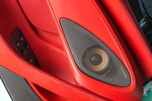 McLaren 570S 2016 in Kaunas, with an engine capacity of 3.80 L and mileage of 43 thousand km for 124950 €, photo 35 on AUTOMOTO.COM.LV
