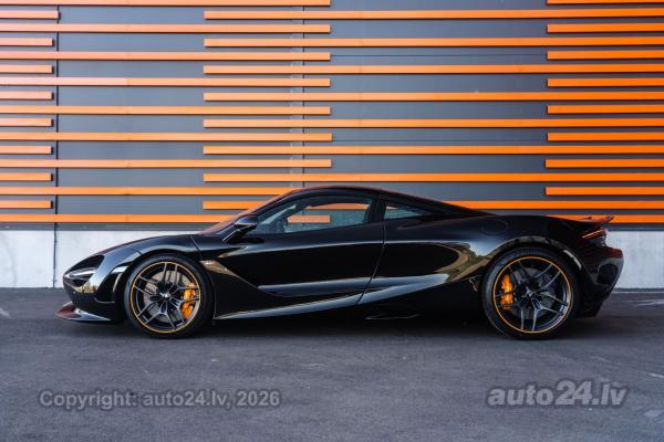 Melns McLaren 750S 2024 Tallina, ar dzinēja tilpumu 4.00 L un nobraukumu 5 tūkst. km par 327000 €, foto 4 vietnē AUTOMOTO.COM.LV