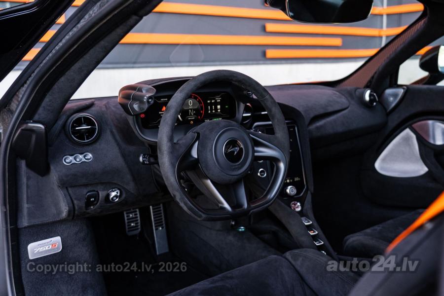 Melns McLaren 750S 2024 Tallina, ar dzinēja tilpumu 4.00 L un nobraukumu 5 tūkst. km par 327000 €, foto 10 vietnē AUTOMOTO.COM.LV
