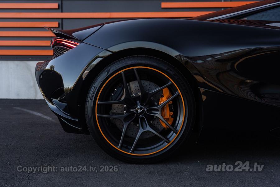 Melns McLaren 750S 2024 Tallina, ar dzinēja tilpumu 4.00 L un nobraukumu 5 tūkst. km par 327000 €, foto 29 vietnē AUTOMOTO.COM.LV