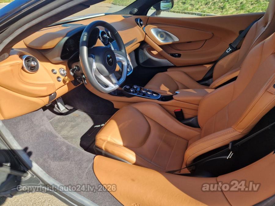 Brūns McLaren GT 2023 Tallina, ar dzinēja tilpumu 4.00 L un nobraukumu 6 tūkst. km par 149000 €, foto 10 vietnē AUTOMOTO.COM.LV