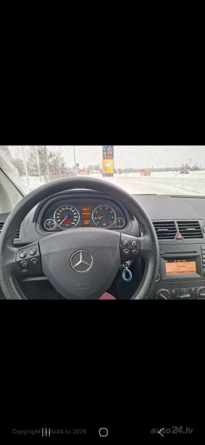 Black Mercedes-Benz 180 2026 in Jekabpils, with an engine capacity of 1.50 L and mileage of 121 thousand km for 3000 €, photo 2 on AUTOMOTO.COM.LV