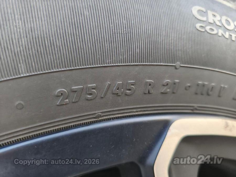 Black Mercedes-Benz 180 2023 in Tallinn, with an engine capacity of 3.00 L and mileage of 46 thousand km for 85000 €, photo 25 on AUTOMOTO.COM.LV