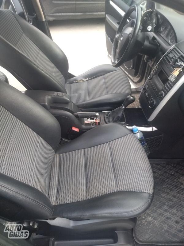 Pelēks Mercedes-Benz 180 2007 Naujoji Akmenė, ar dzinēja tilpumu 2.00 L un nobraukumu 275 tūkst. km par 1900 €, foto 7 vietnē AUTOMOTO.COM.LV