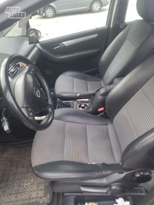 Pelēks Mercedes-Benz 180 2007 Naujoji Akmenė, ar dzinēja tilpumu 2.00 L un nobraukumu 275 tūkst. km par 1900 €, foto 8 vietnē AUTOMOTO.COM.LV