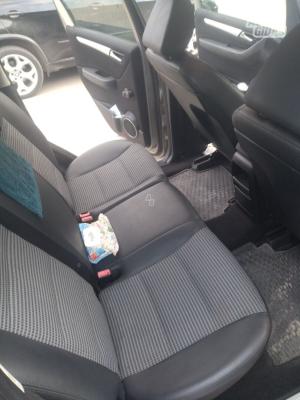 Pelēks Mercedes-Benz 180 2007 Naujoji Akmenė, ar dzinēja tilpumu 2.00 L un nobraukumu 275 tūkst. km par 1900 €, foto 9 vietnē AUTOMOTO.COM.LV