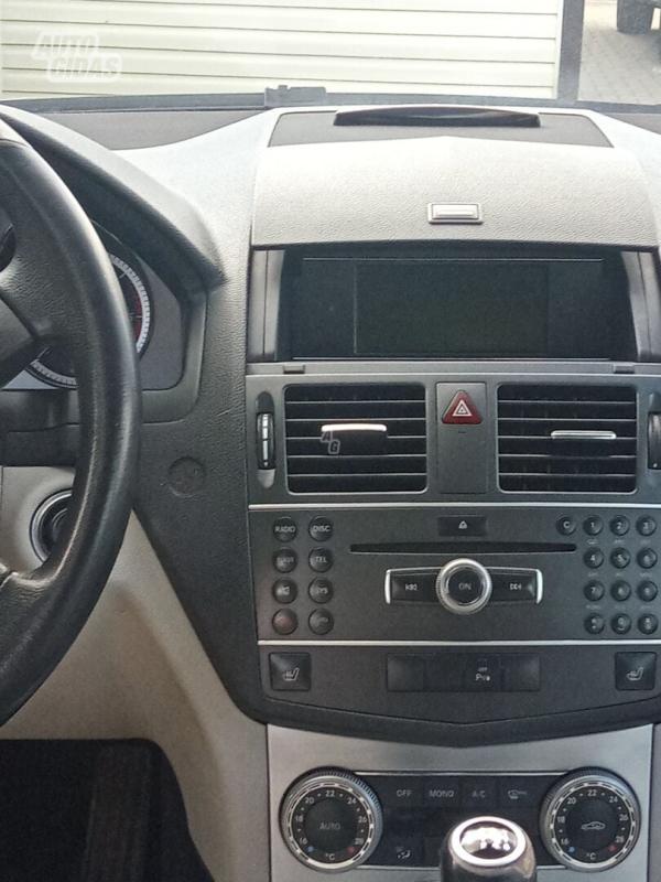 Grey Mercedes-Benz 180 2011 in Klaipeda, with an engine capacity of 2.10 L and mileage of 348 thousand km for 2950 €, photo 7 on AUTOMOTO.COM.LV
