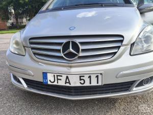 Mercedes-Benz 180 2006 Panevēža, ar dzinēja tilpumu 2.00 L un nobraukumu 183 tūkst. km par 980 €, foto 14 vietnē AUTOMOTO.COM.LV