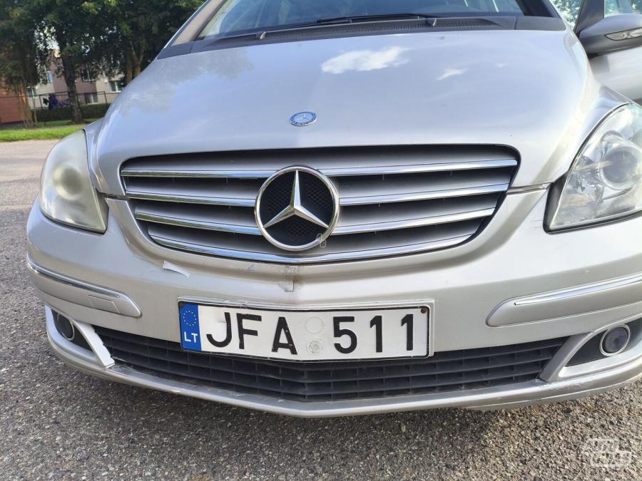 Mercedes-Benz 180 2006 Panevēža, ar dzinēja tilpumu 2.00 L un nobraukumu 183 tūkst. km par 980 €, foto 14 vietnē AUTOMOTO.COM.LV